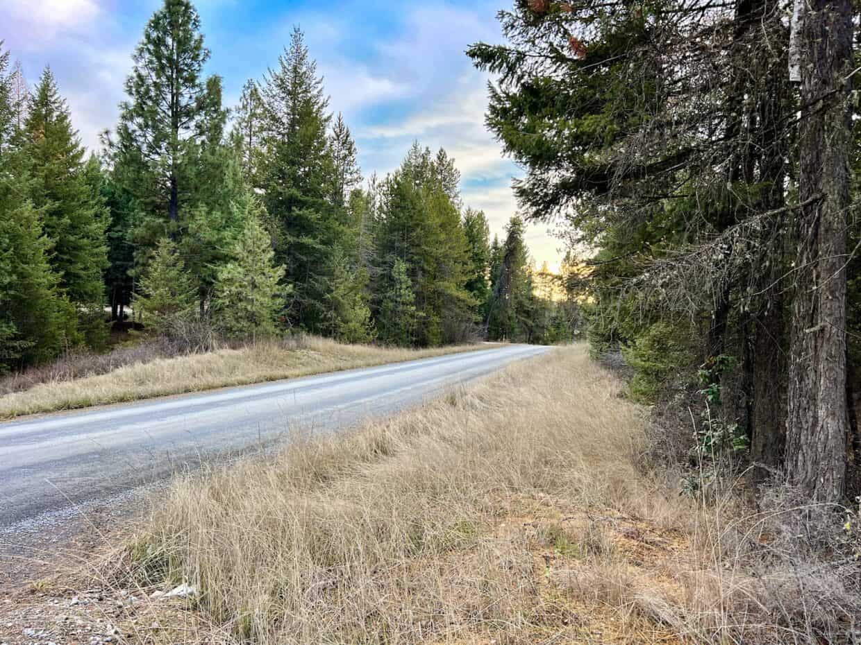 20 Acres with Two Rustic Cabins and 30’x40′ Shop – Horizon Land Sales